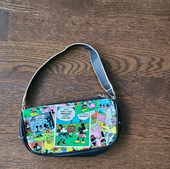 Disney | Bags | Disney Park Shoulder Bag Mickie Mouse Comic Strip Purse ...